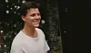 Alex Høgh Andersen har altid en særlig ting med på set: ”Jeg begyndte ...